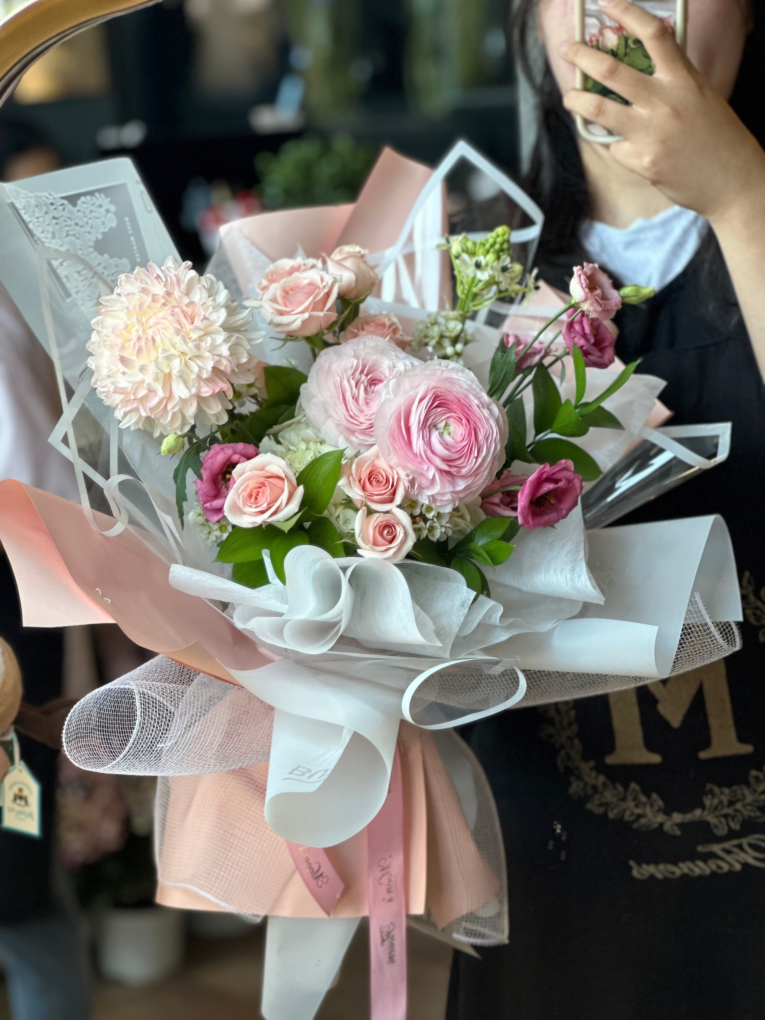 All The Glory bouquet | Flower Delivery Toronto | Flower Shop Toronto ...