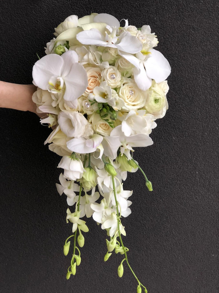 Cascade Bridal Bouquet |Cascade Wedding Flowers Toronto | Moon’s Flowers