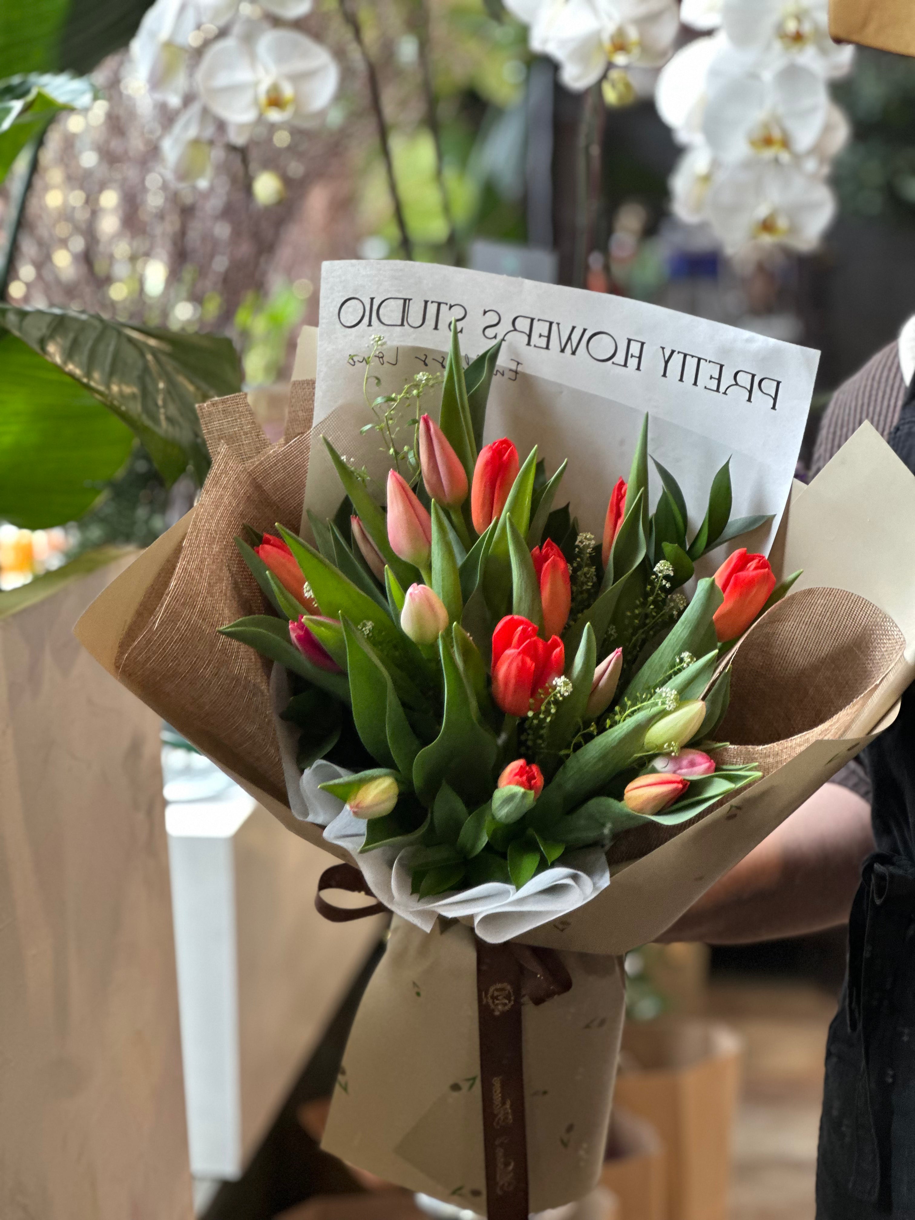 Tulip Bouquet | Flower Delivery Toronto | Flower Shop Toronto | Moon's ...