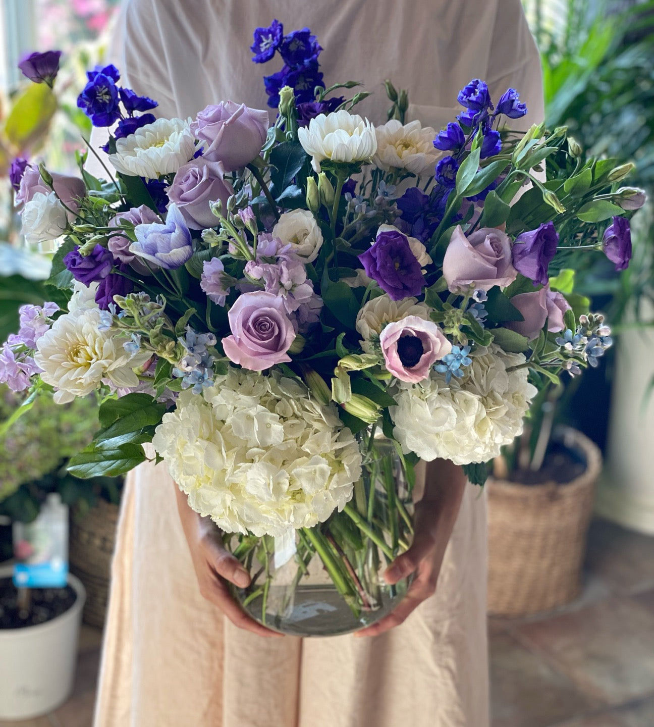 Violet | Flower Delivery Toronto | Same Day Delivery | Moon’s Flowers ...